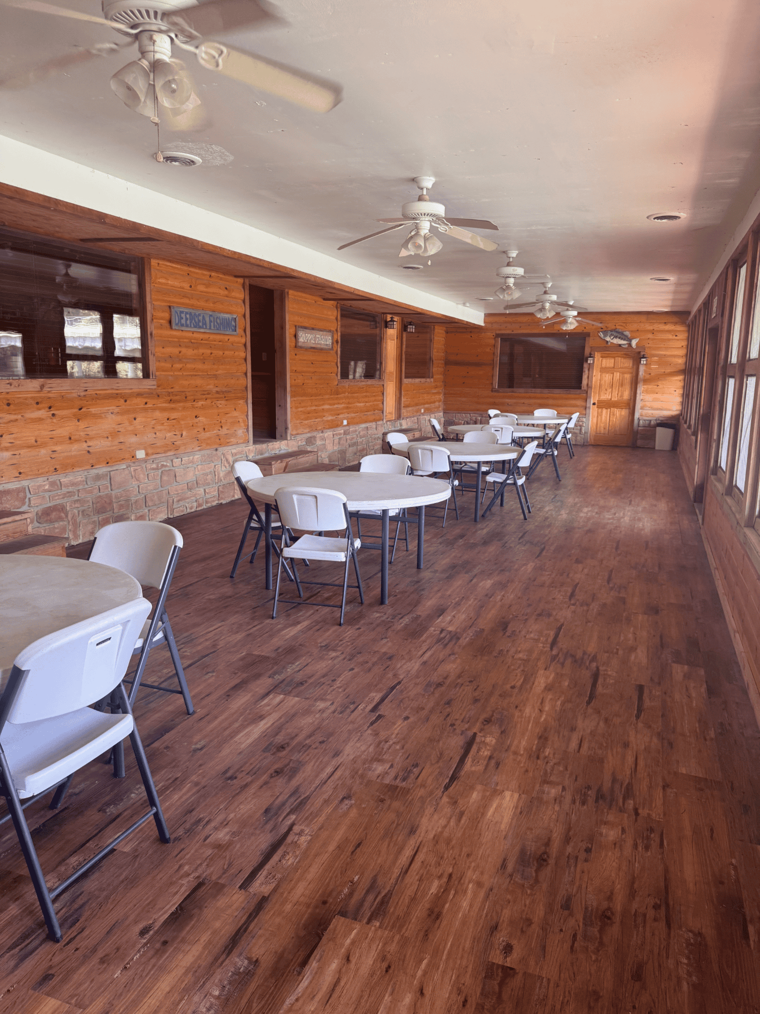 River Lodge Cabin #4 - River Ranch Resort